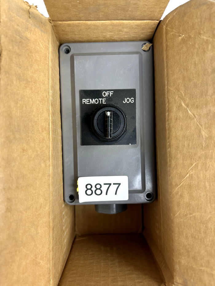 Square D 9001SKY100 Control Station – RoboMachIndustrial